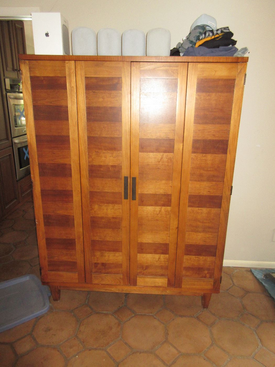 Houston Tech, Collectibles & More starts on 5/12/2023