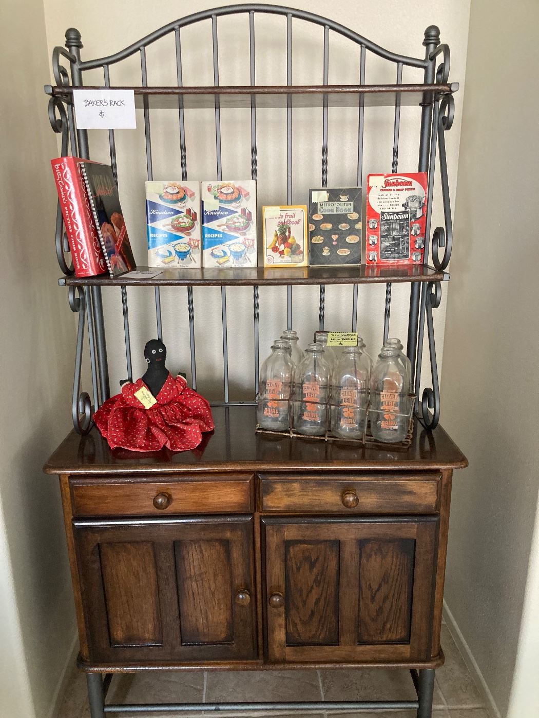 Victoria Grove collectibles and more gate... starts on 5/20/2023