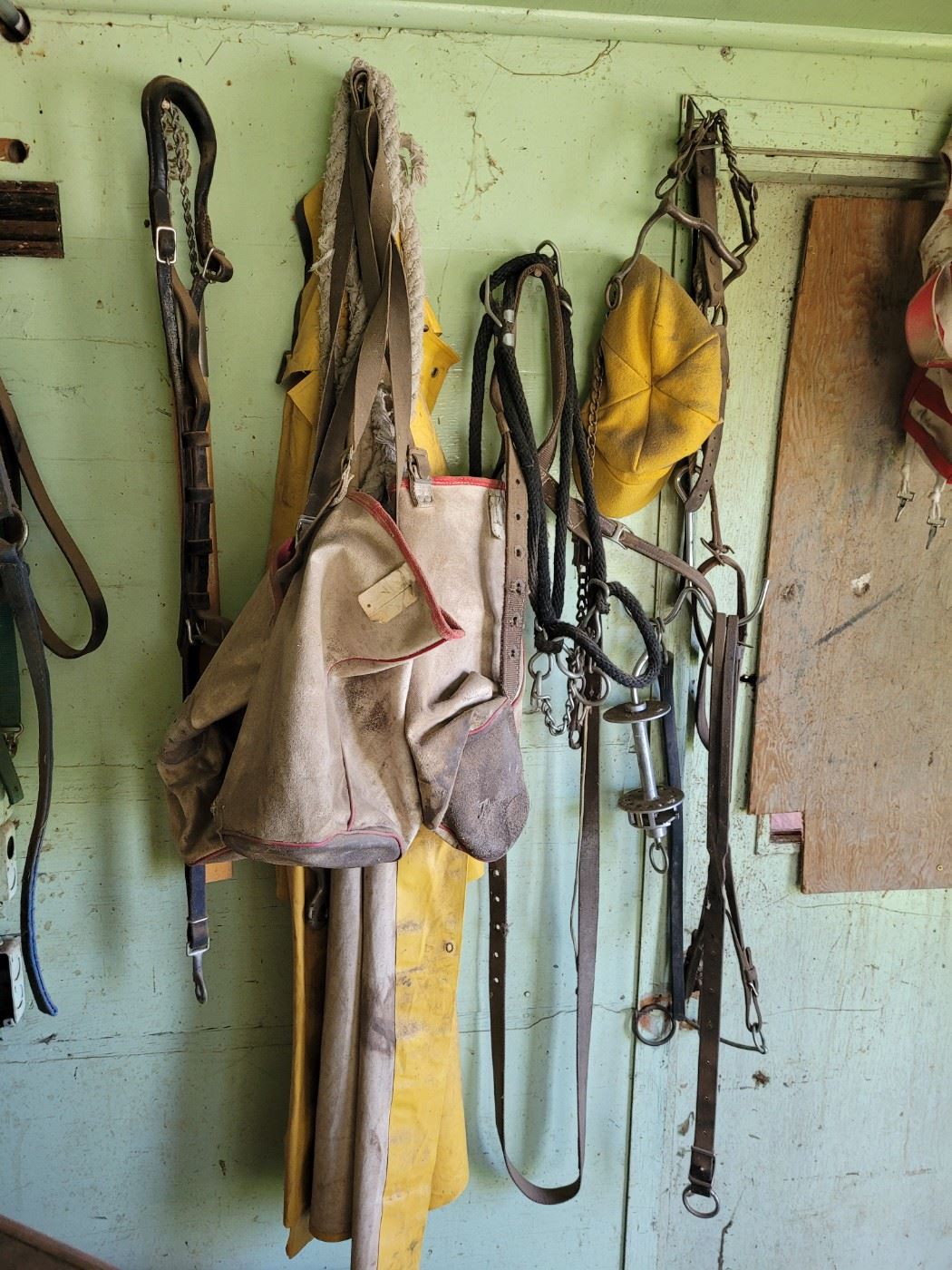 Littleton Father's Day on the Farm Blue Moon... starts on 6/16/2023