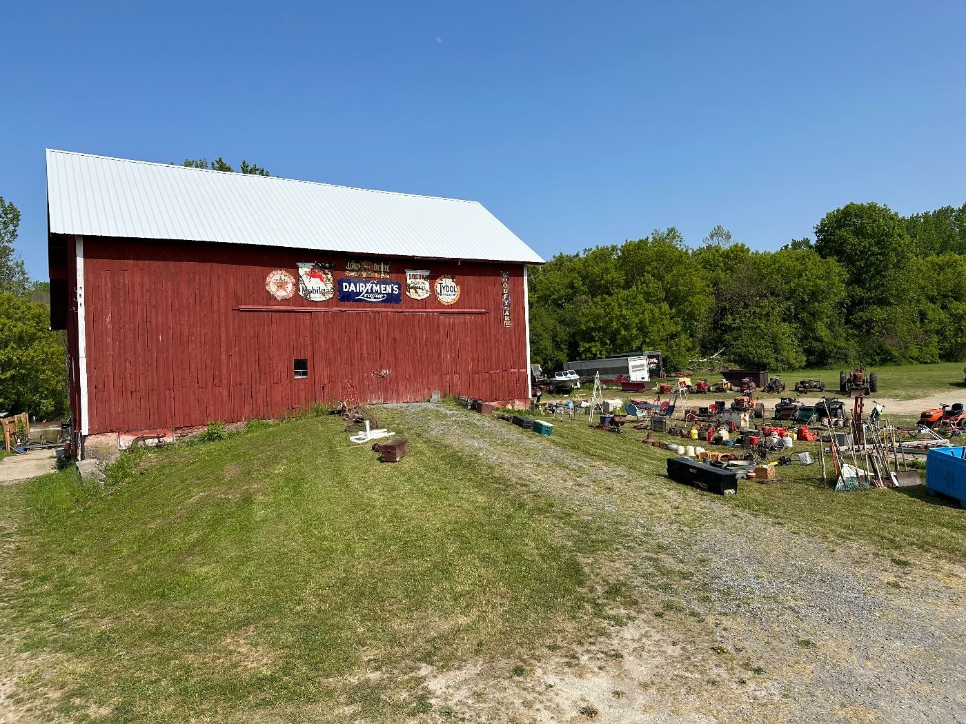 HUGE BARN SALE in Memphis, NY starts on 6/2/2023