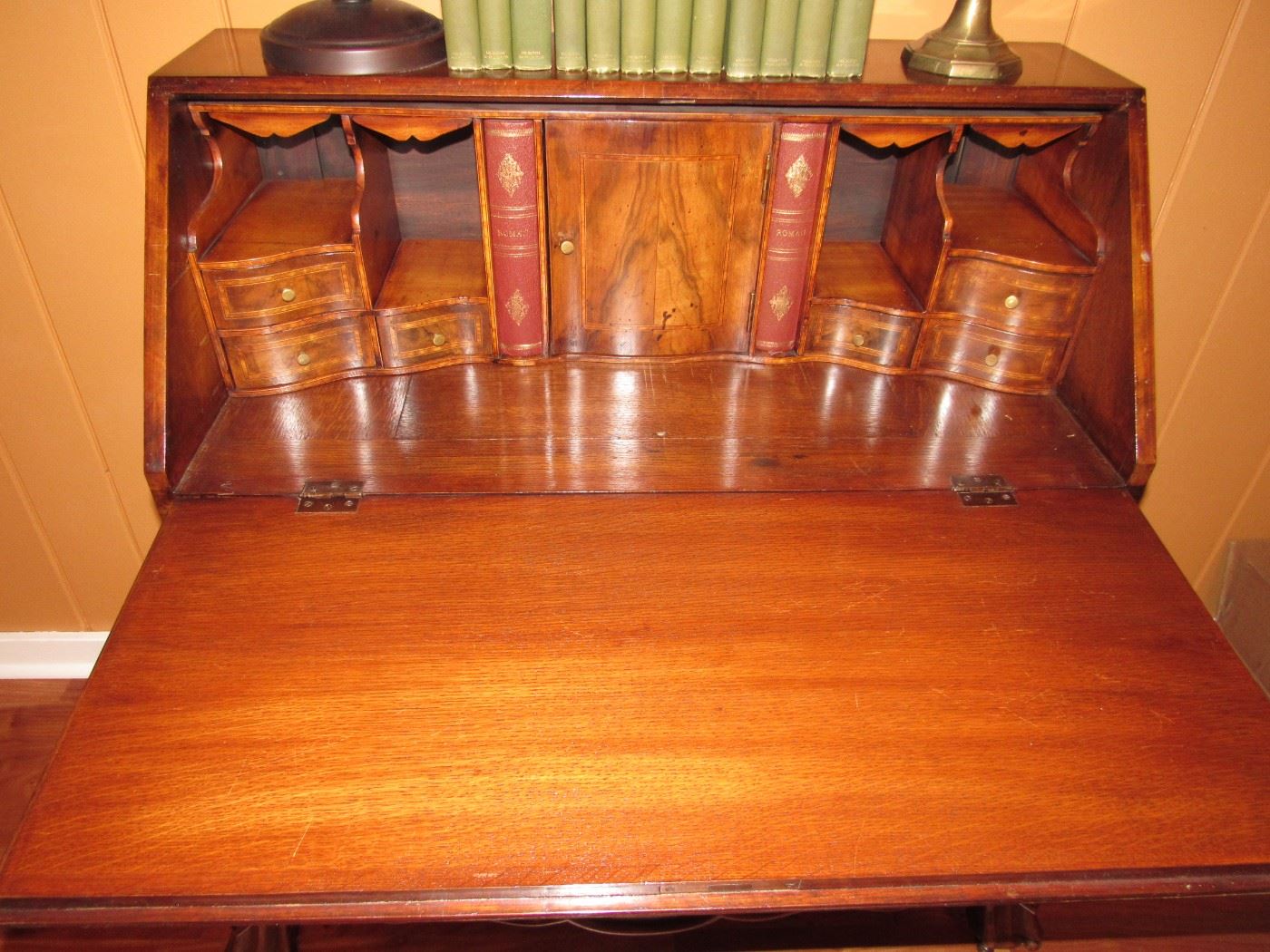 BROADMOOR ESTATE MCM QUALITY FURNISHINGS Starts On 7 6 2023