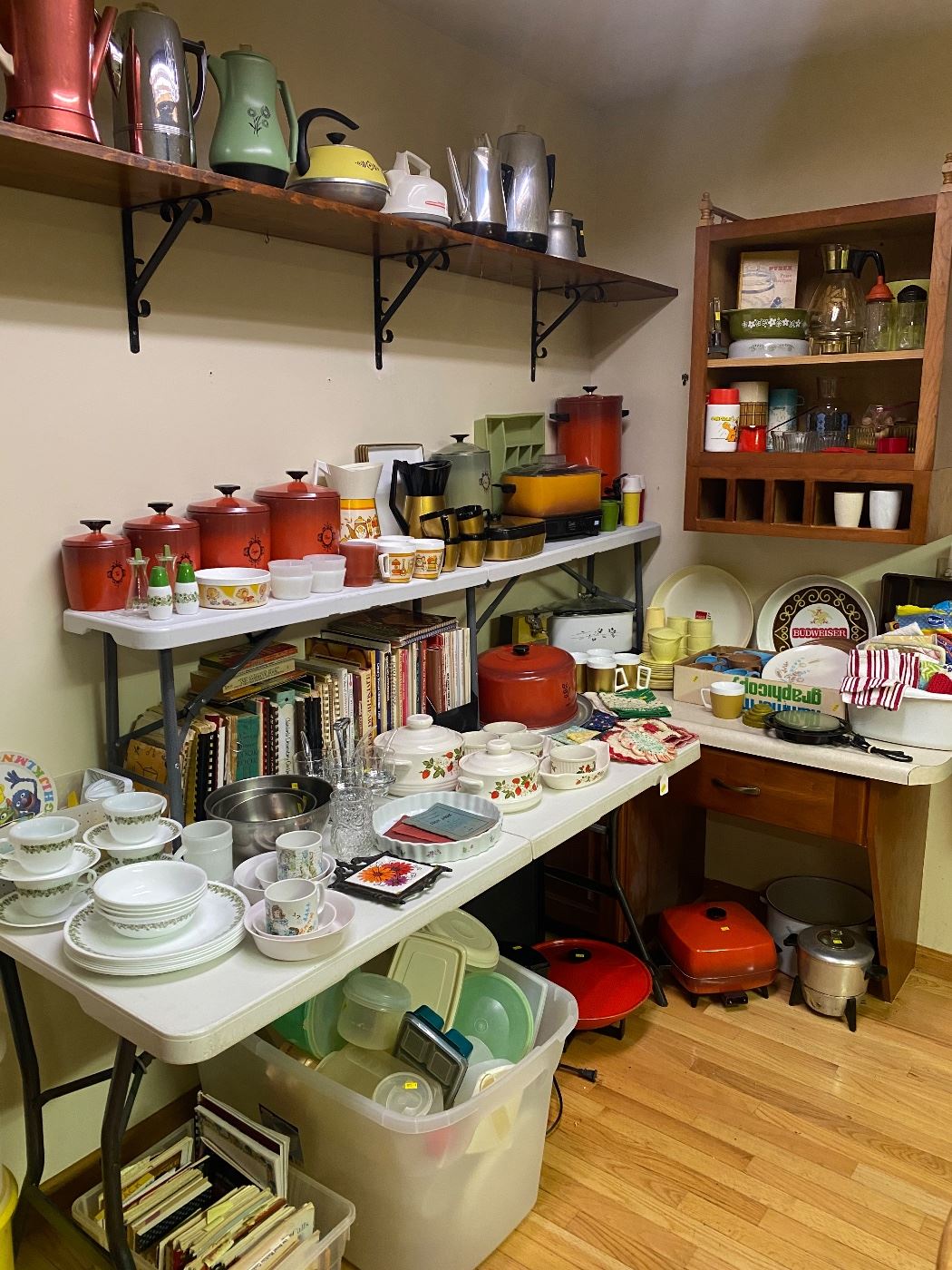 Caledonia Estate sale by Jolly Estate Sales starts on 7/21/2023