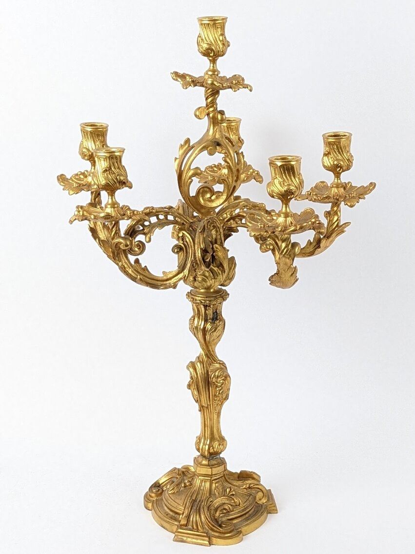 Vintage and Antique Extravaganza: A Diverse... starts on 6/5/2023