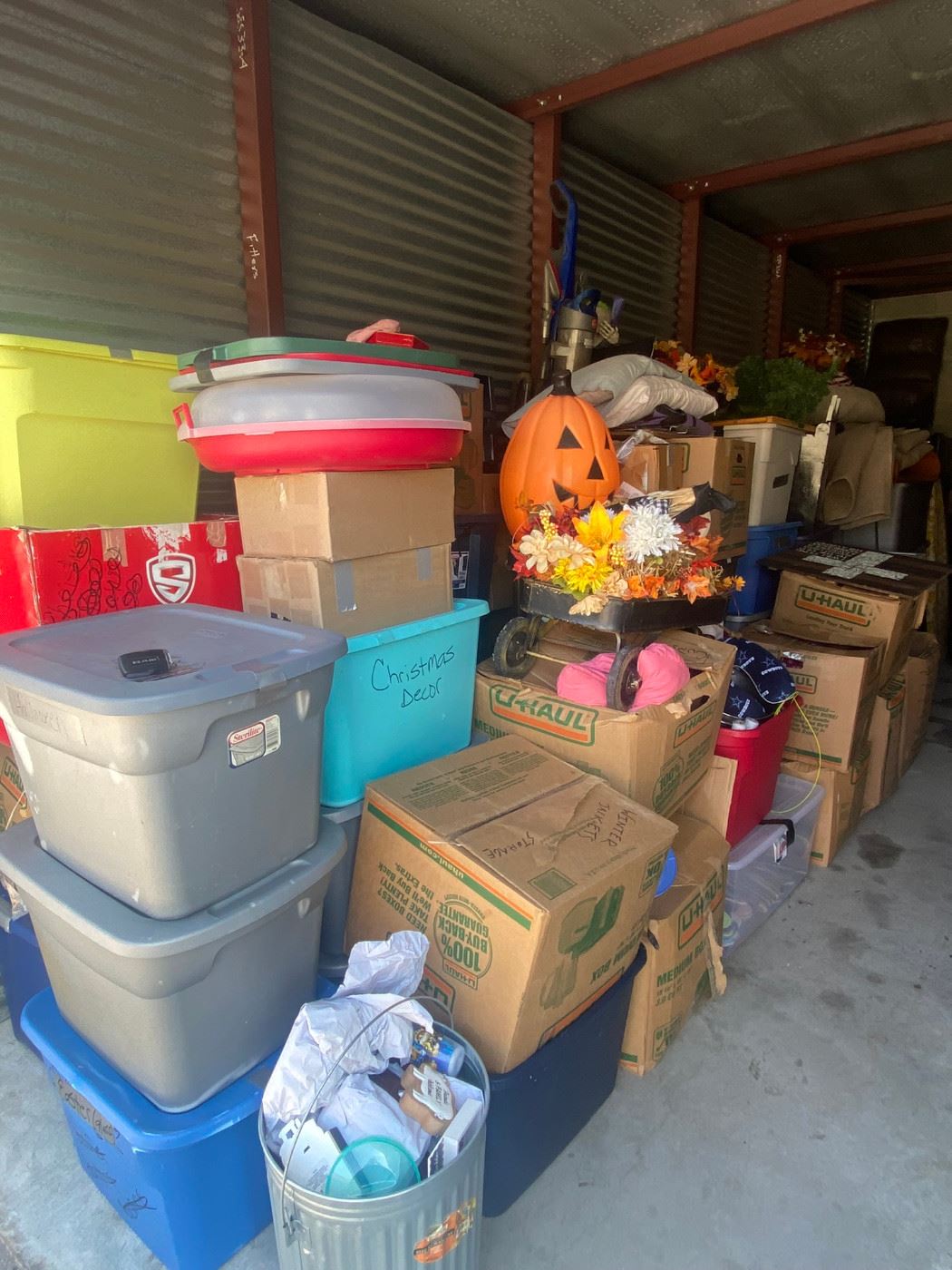 ESTATE STORAGE AUCTION - LARGE 10'X30' UNIT starts on 6/7/2023