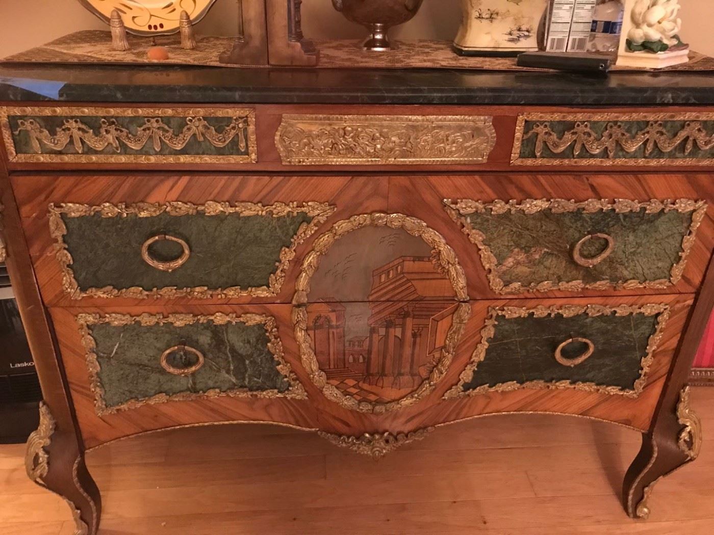 Estate sales 50% off in Suwanee, GA starts on 6/17/2023