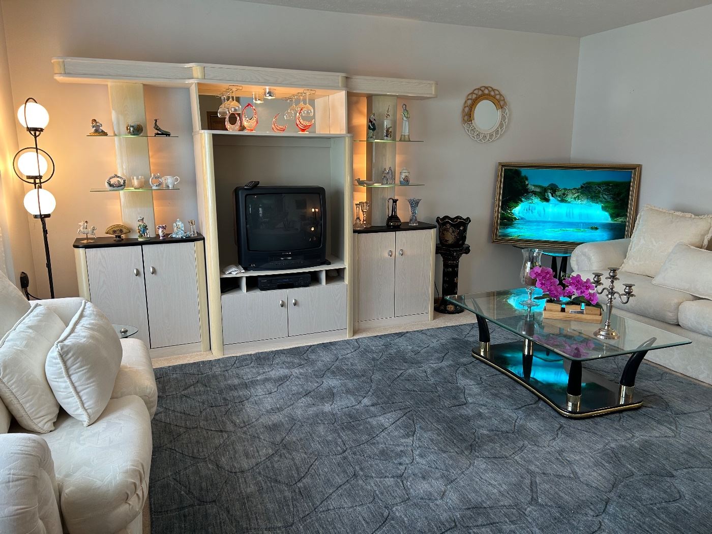 Salvaged by Sonya * Estate Sale * 80's Decor... starts on 8/10/2023