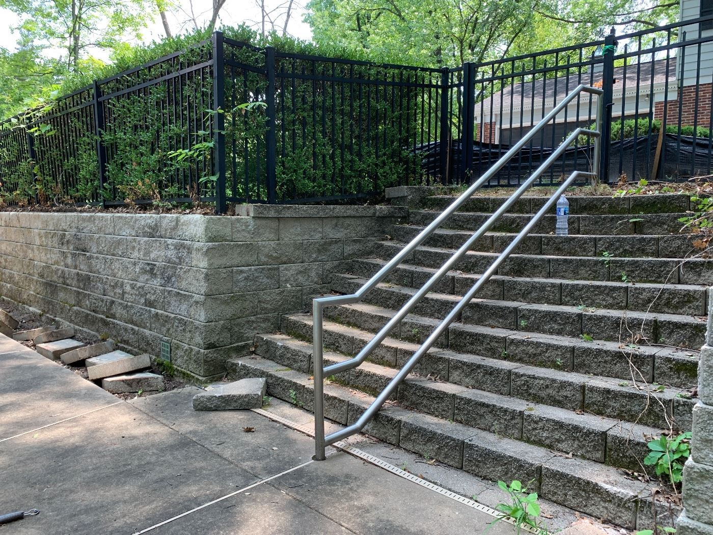 Mature trees, Shrubs, Flagstone & Retaining... starts on 6/22/2023