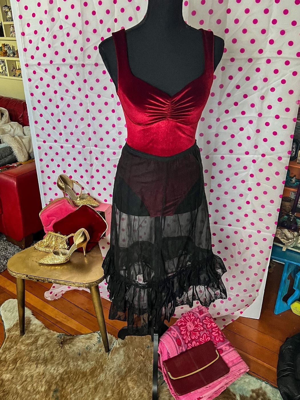 Anteak Booteek Vintage Clothing Extravaganza starts on 6/24/2023