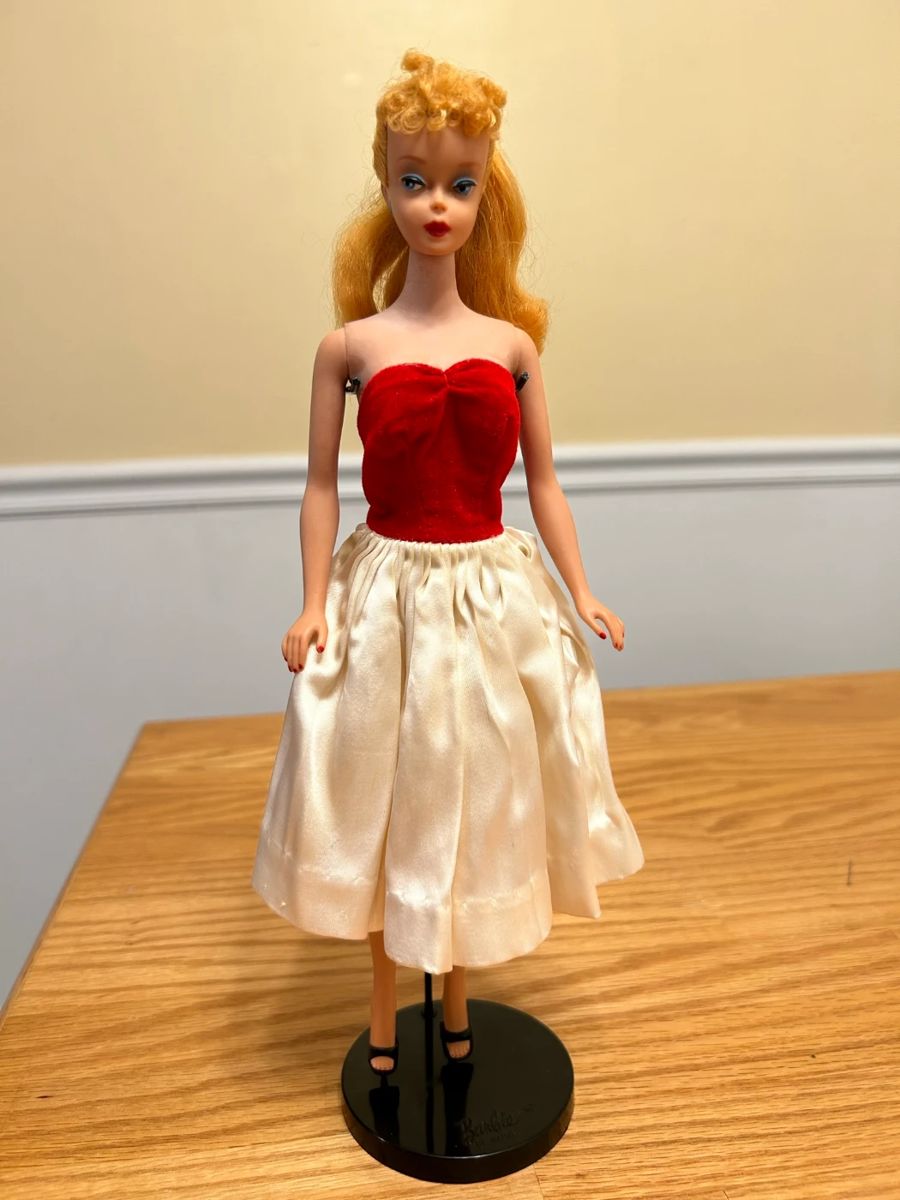 Fantastic Springfield Estate Sale! Variety... starts on 9/1/2023