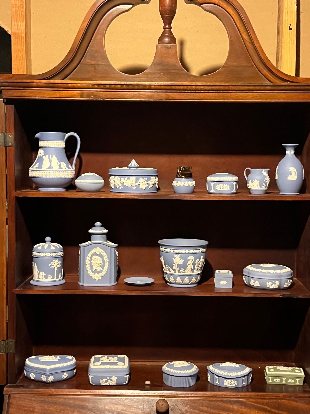 NORTH STAMFORD ESTATE SALE in Stamford, CT starts on 7/8/2023