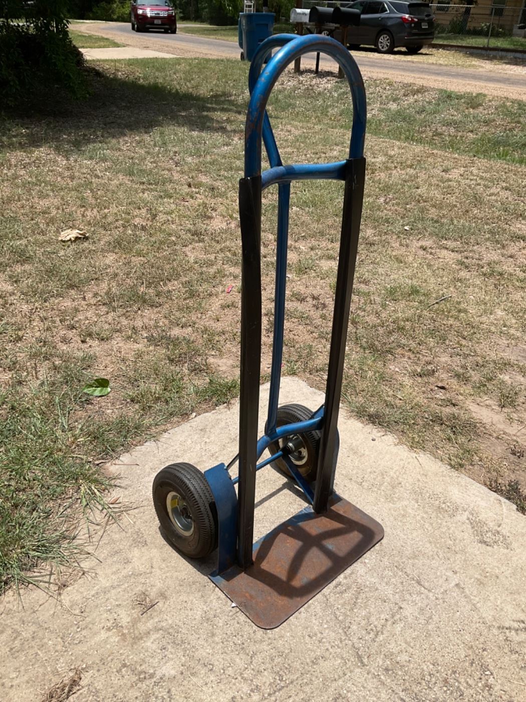 Gun Barrel Esate Moving Auction in Gun Barrel City, TX starts on 7/15/2023