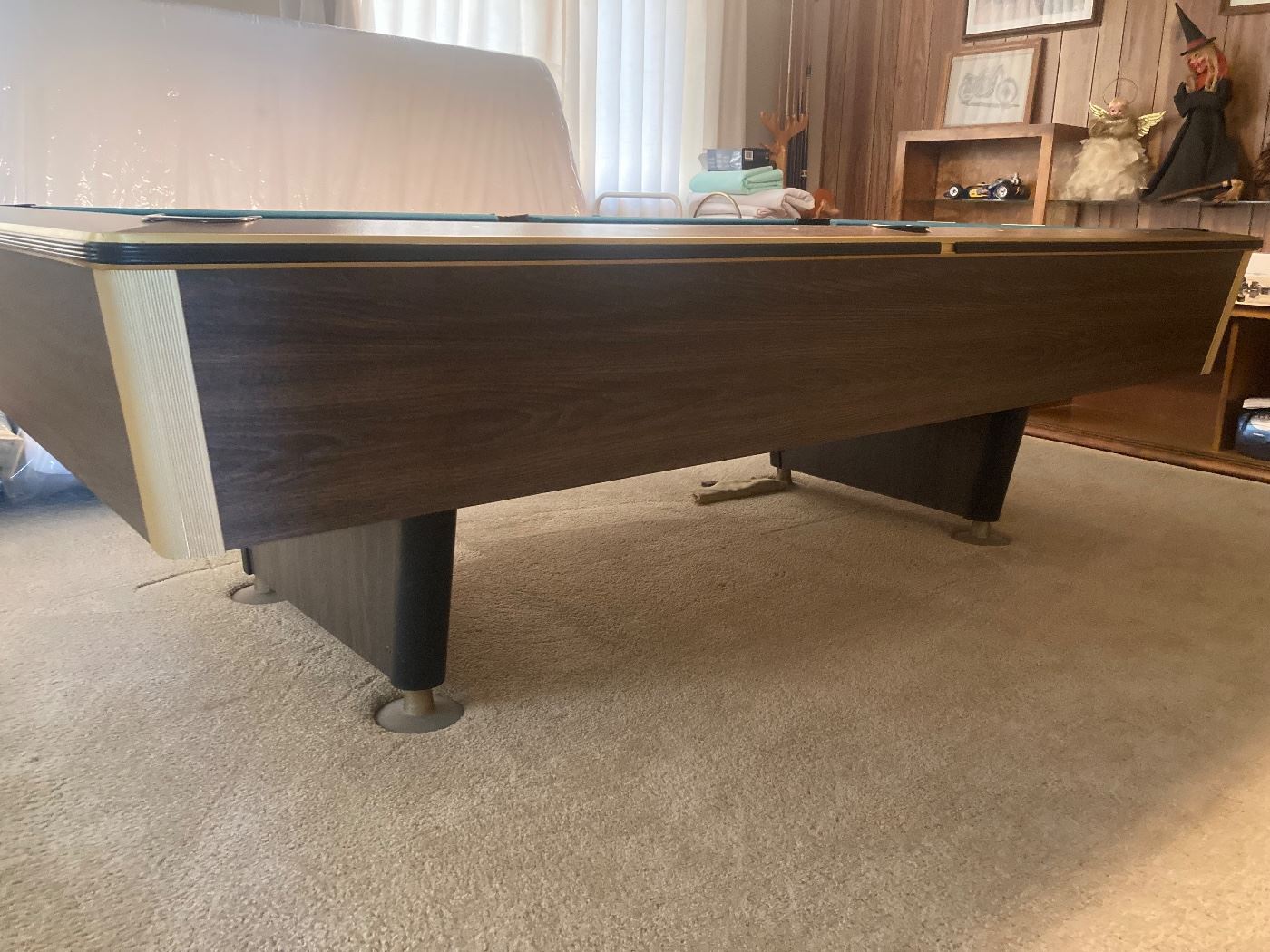 Nice sale by UCR lots of cool collectibles starts on 7/21/2023