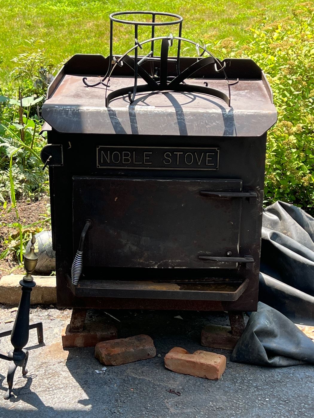 NORTH STAMFORD ESTATE SALE - New Items Added starts on 7/21/2023