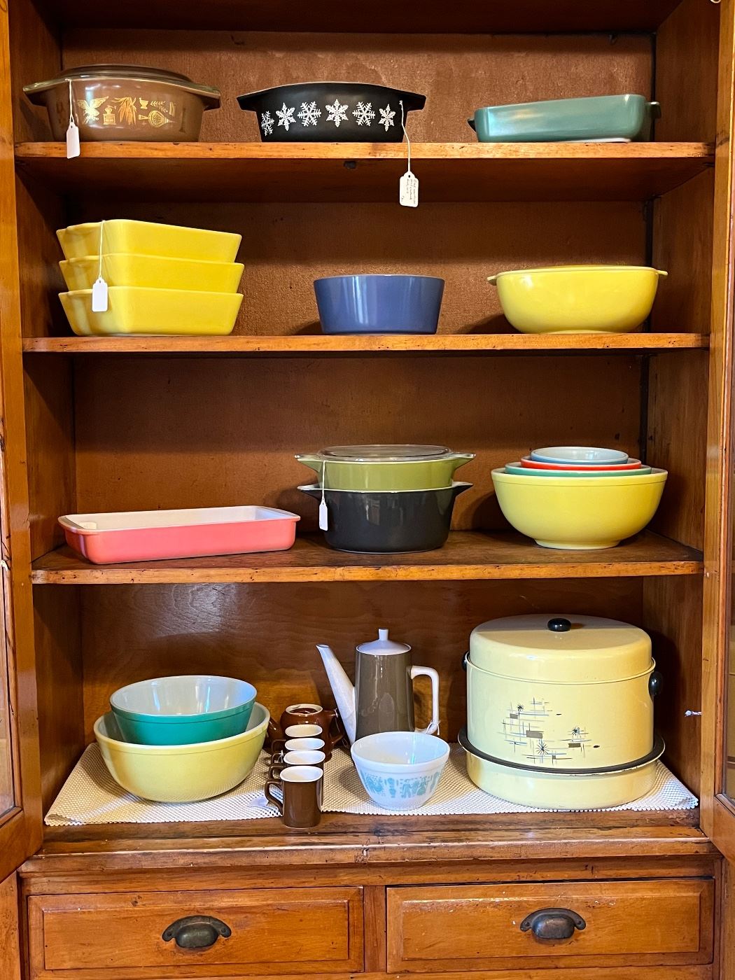 MCM Housewares, Kitchenware, and Furniture starts on 8/5/2023