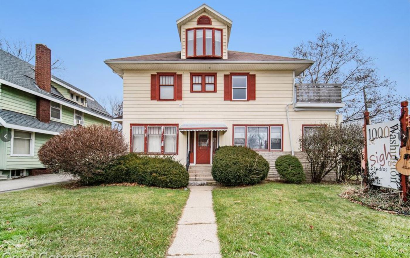 Moving Sale in Lansing, MI starts on 7/26/2023