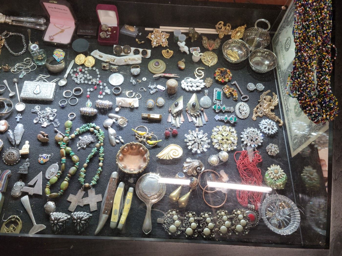 Amazing Treasure Trove of Antiques, Primitives... starts on 8/10/2023
