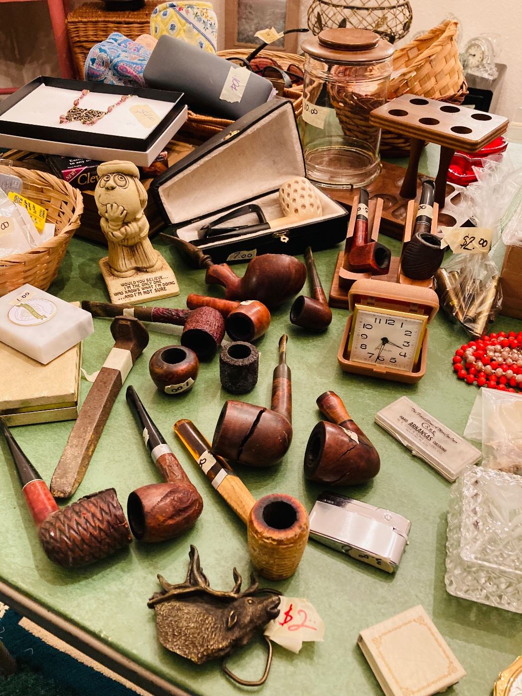 What To Bring To An Estate Sale