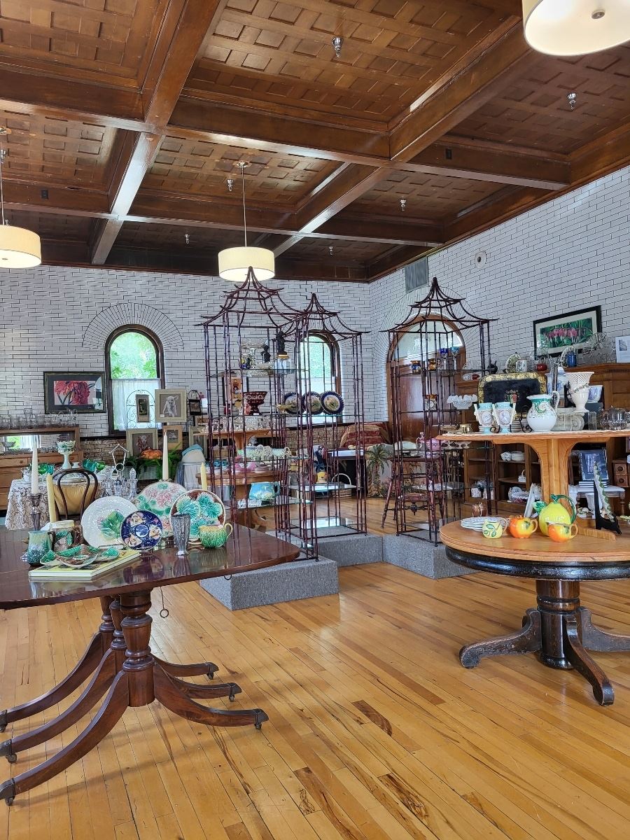 Multi-Estate Sale at Carriage House at Joslyn... starts on 8/3/2023