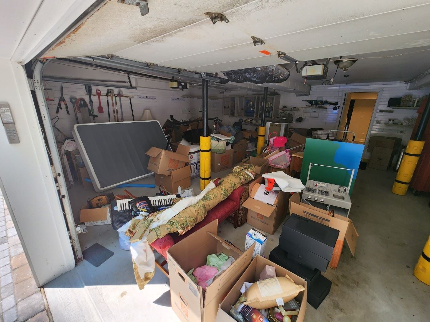 G.I Joe, Barbie, American Doll, Disney collections... starts on 8/4/2023