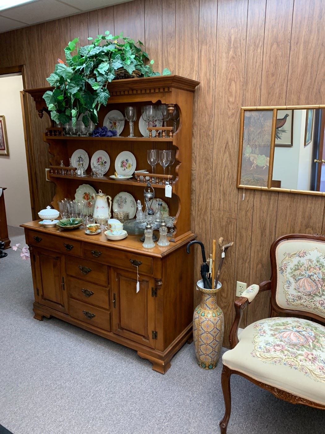 Antique, Furniture, Primitive, Collectibles... starts on 8/4/2023