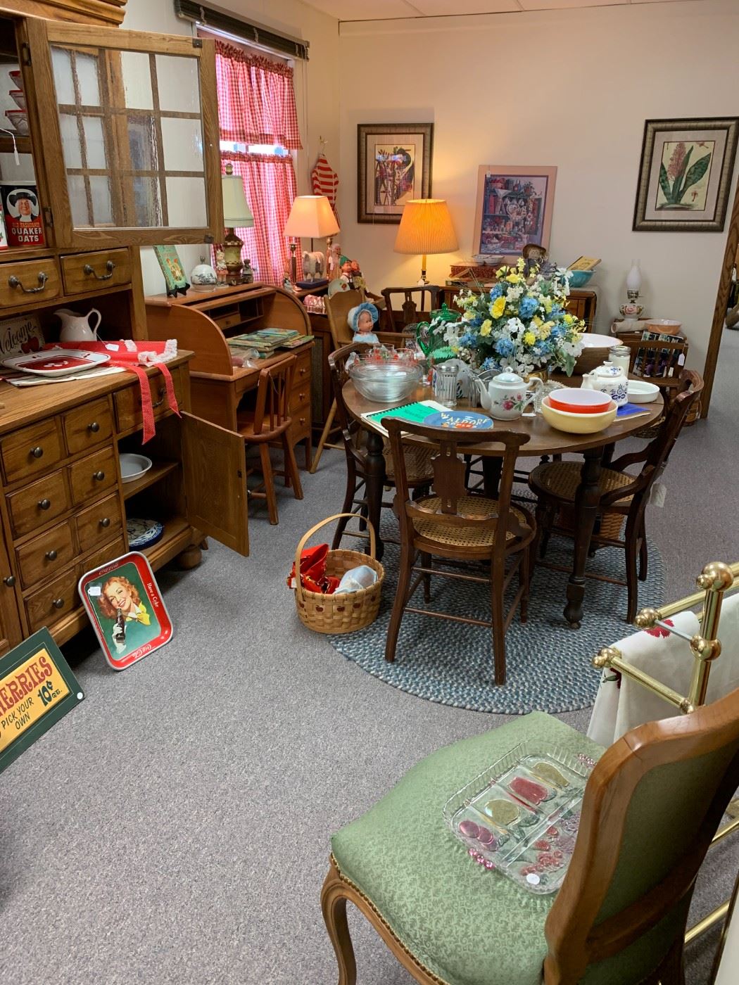 Antique, Furniture, Primitive, Collectibles... starts on 8/4/2023