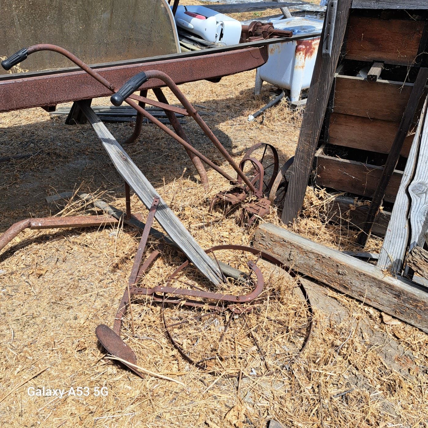 Rustic & Primitive DIGGERS Estate Sale starts on 8/26/2023