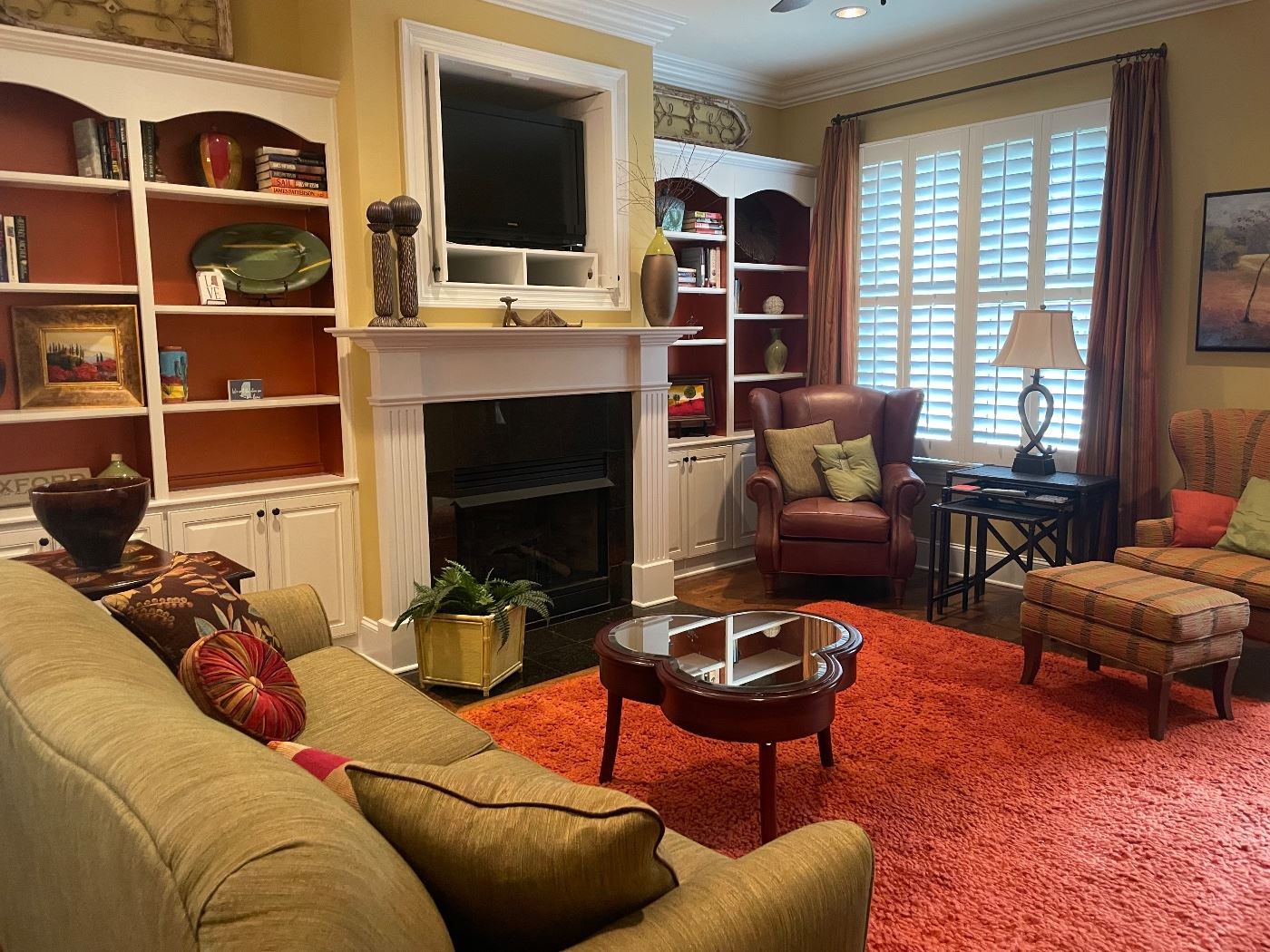 High end Condo sale with lots of Ole Miss Decor starts on 8/11/2023