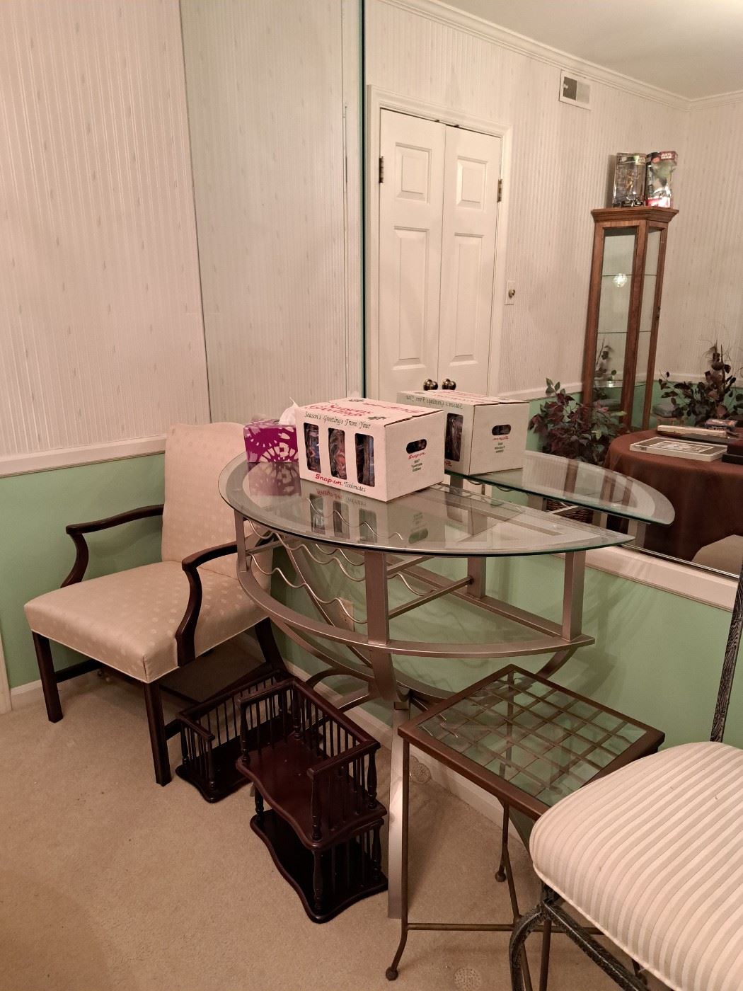 Estate Sale Olde Georgetown Condo in Charlotte, NC starts on 8/19/2023