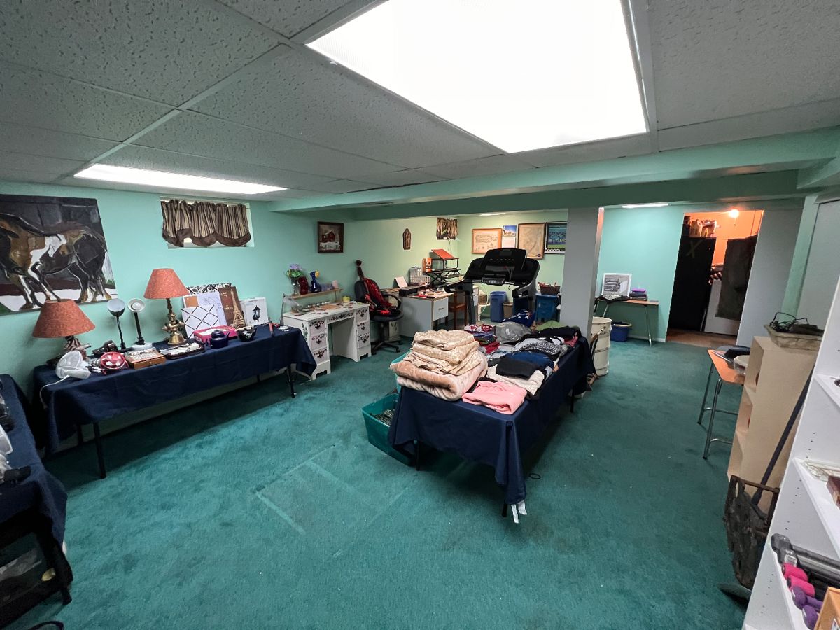 50% off !!! Downsizing Sale in Philadelphia... starts on 9/9/2023