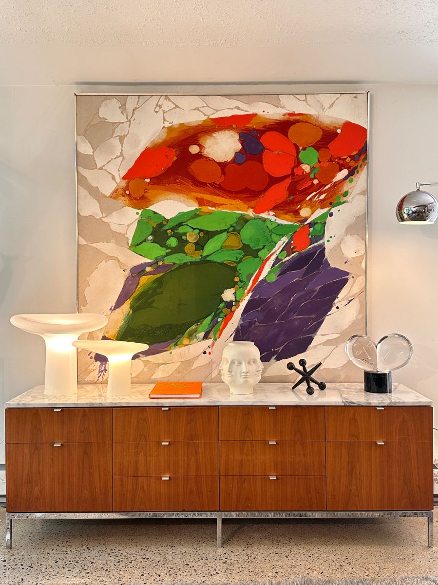 Mid Century Modern Iconic Design & Collectibles... starts on 8/24/2023