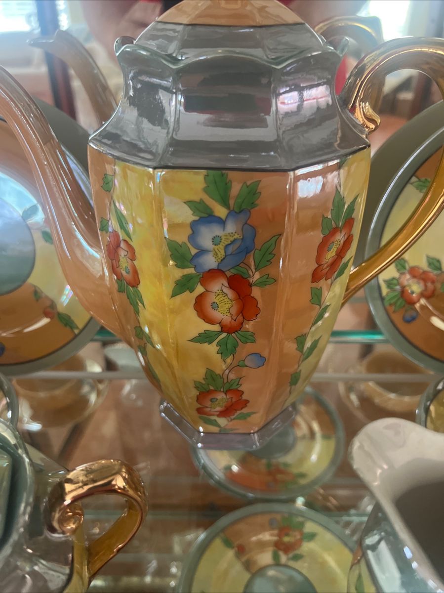 DeLuce Estate Sales Village Grande @ English... starts on 9/9/2023