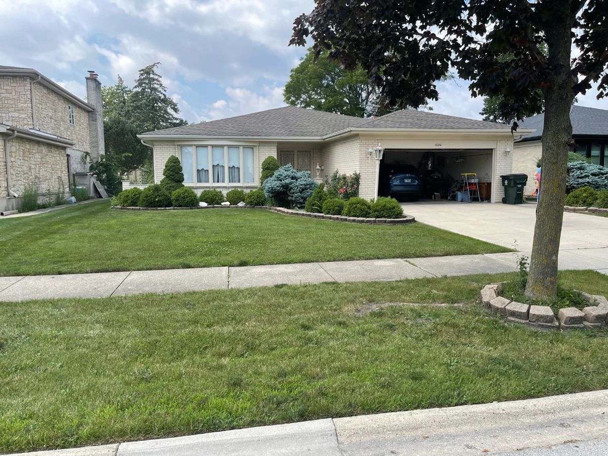 90% Off Tuesday! Park Ridge Estate Sale -... starts on 8/28/2023