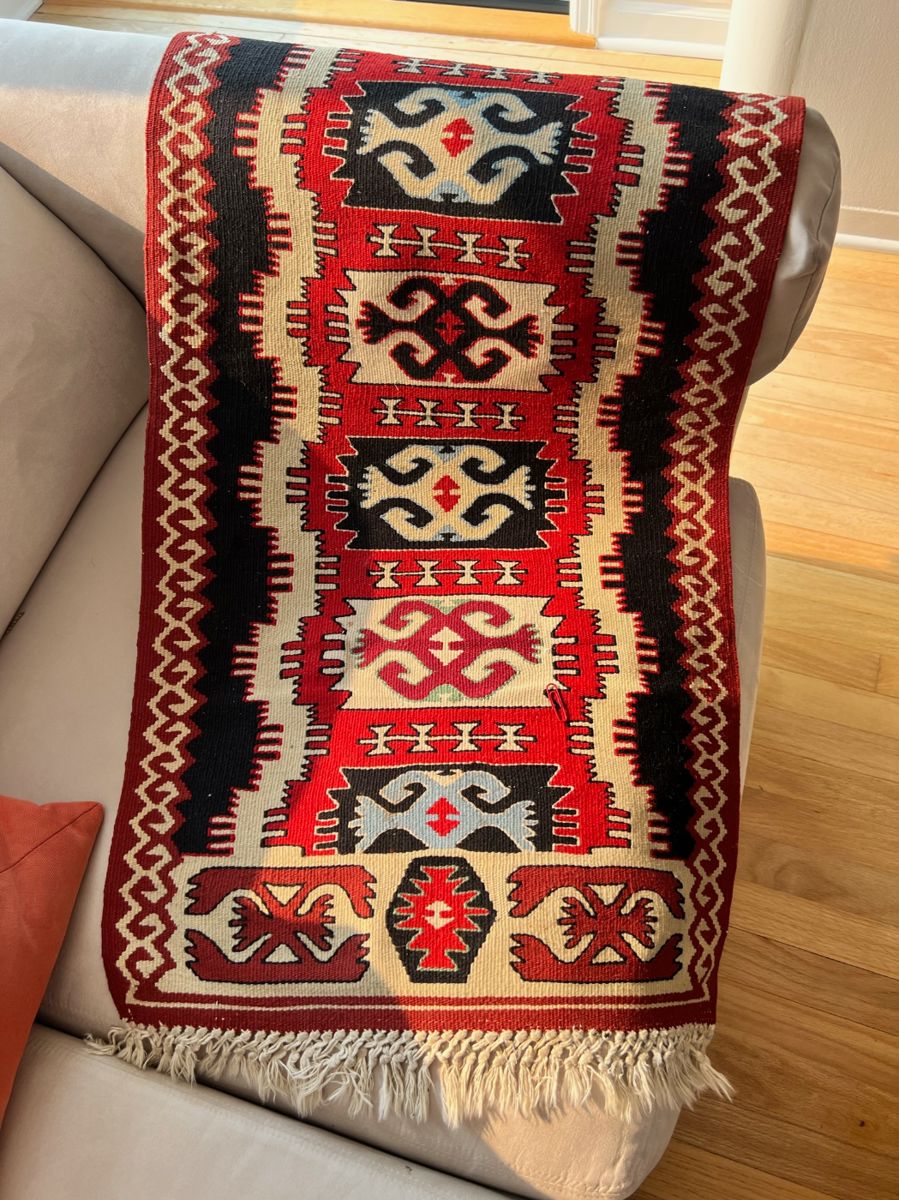 50% Off Sunday! Ginny's Girls Seattle Estate... starts on 9/16/2023