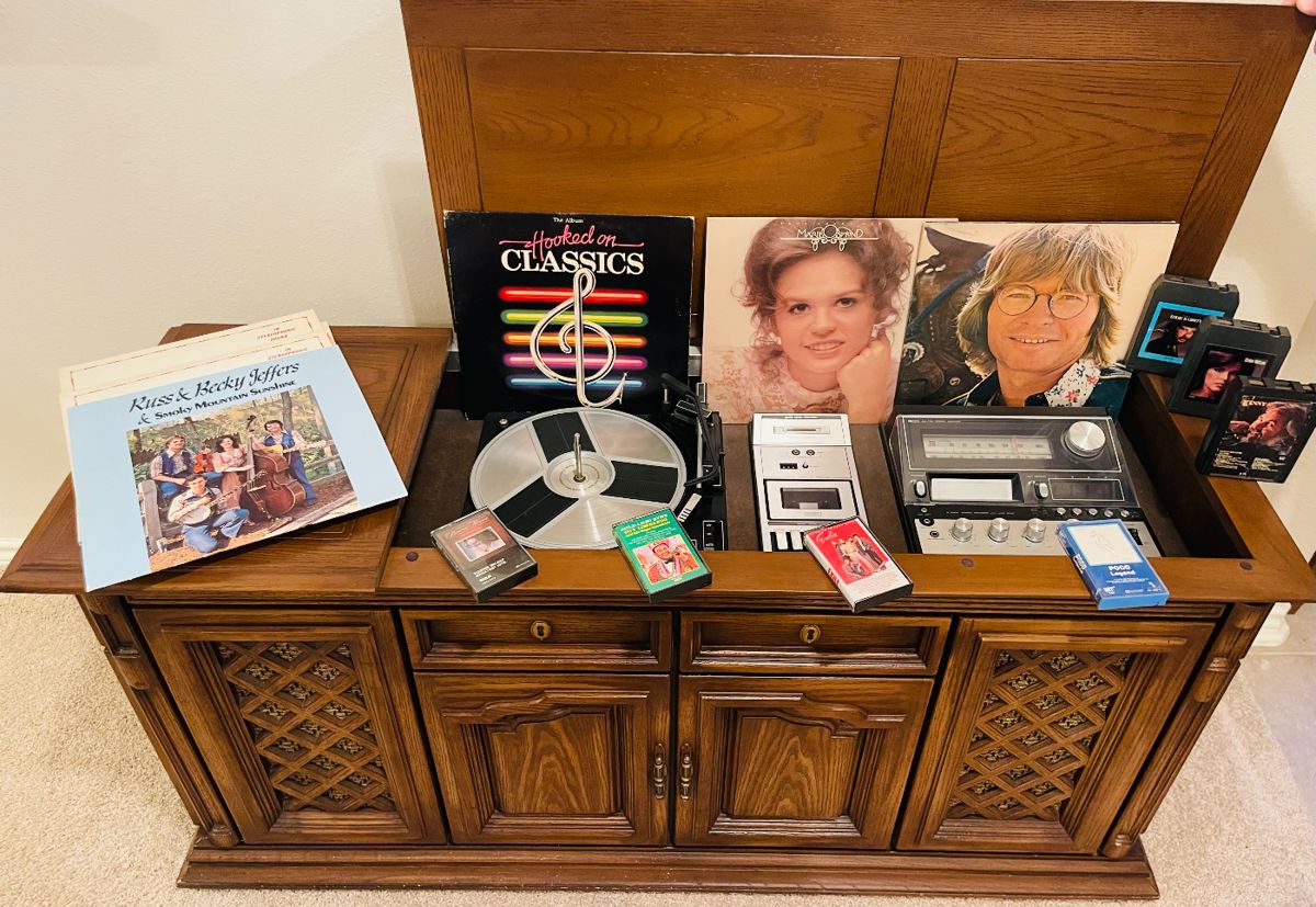 Devlin Estate Sales-Magnolia, Texas starts on 9/9/2023