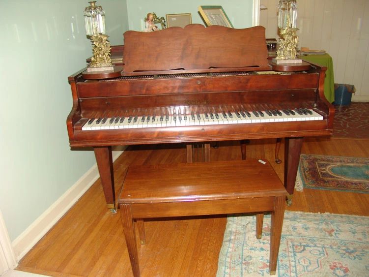 East Memphis Estate Sale starts on 9/1/2023