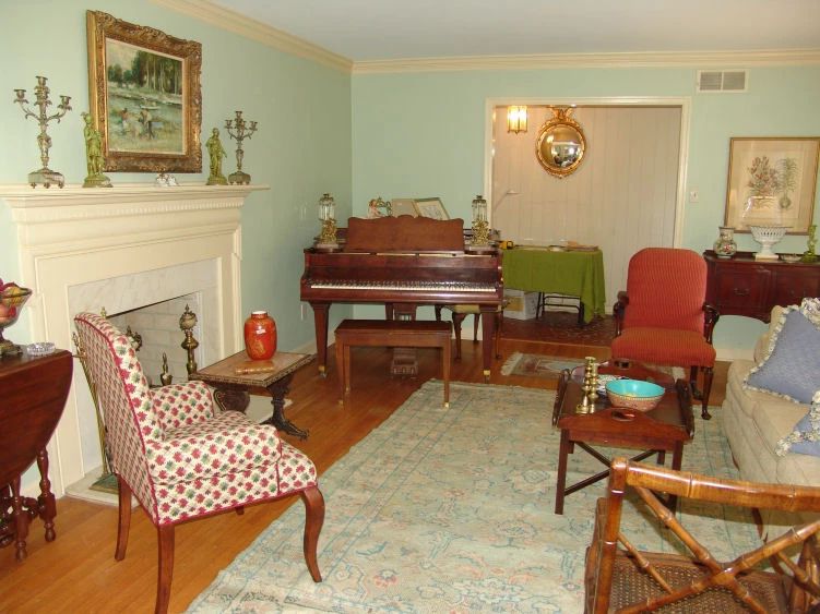 East Memphis Estate Sale starts on 9/1/2023