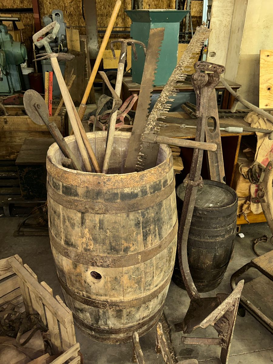 Incredible 6,000 sq.ft. WAREHOUSE Estate... starts on 9/13/2023