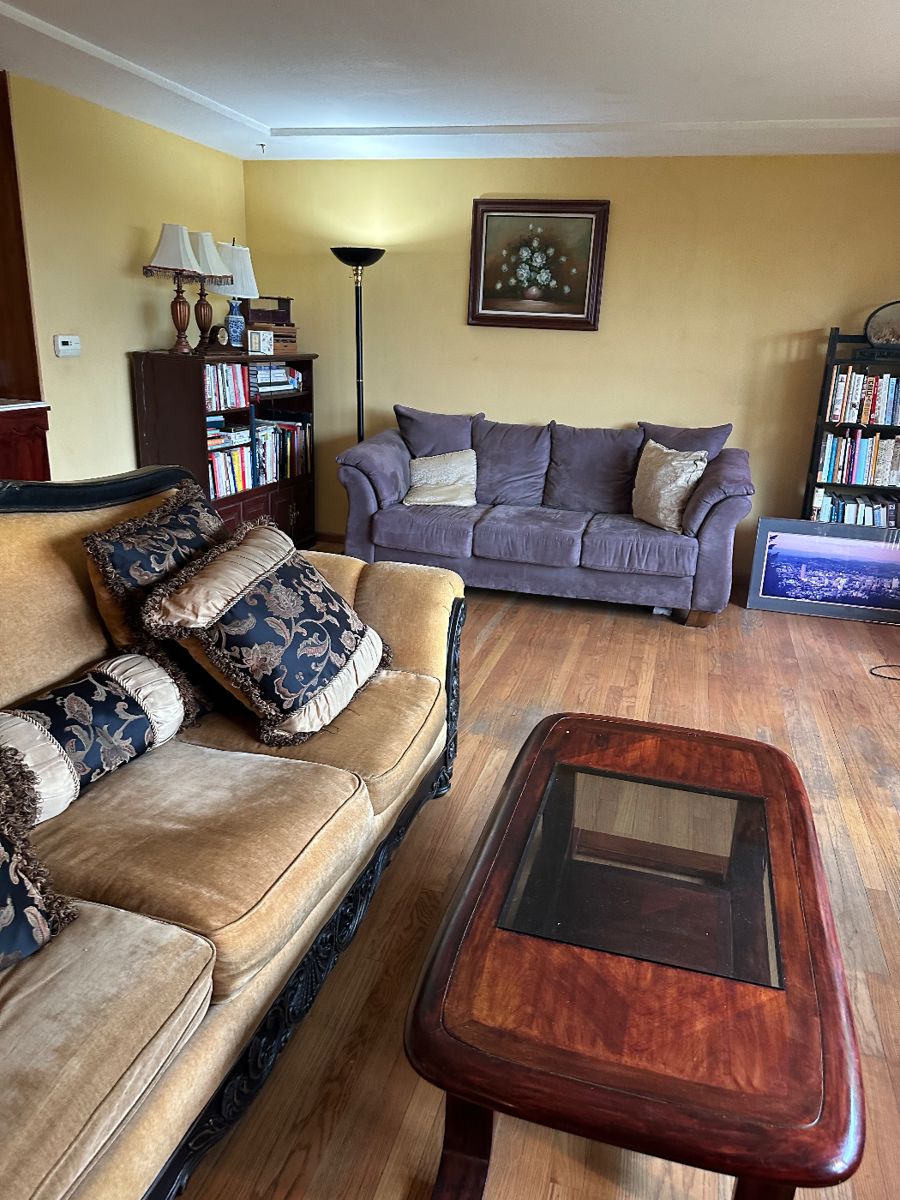 Shirts R Us in Argay Terrace in Portland, OR starts on 9/1/2023