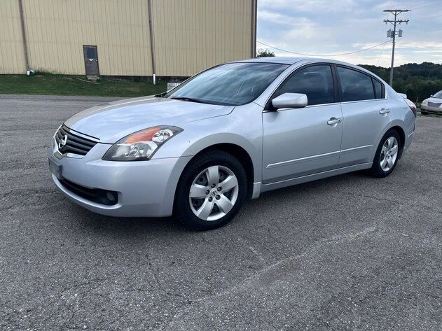Huge online Auction!Nissan Altima, Antiques,... starts on 9/7/2023