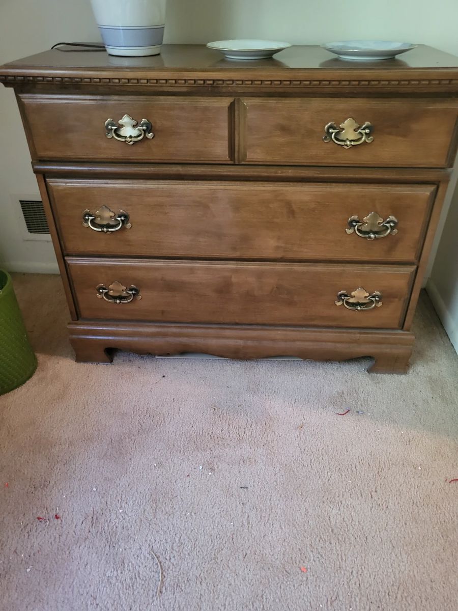 ESTATE SALE-ALL PRICED TO SELL in Morristown, NJ starts on 9/9/2023