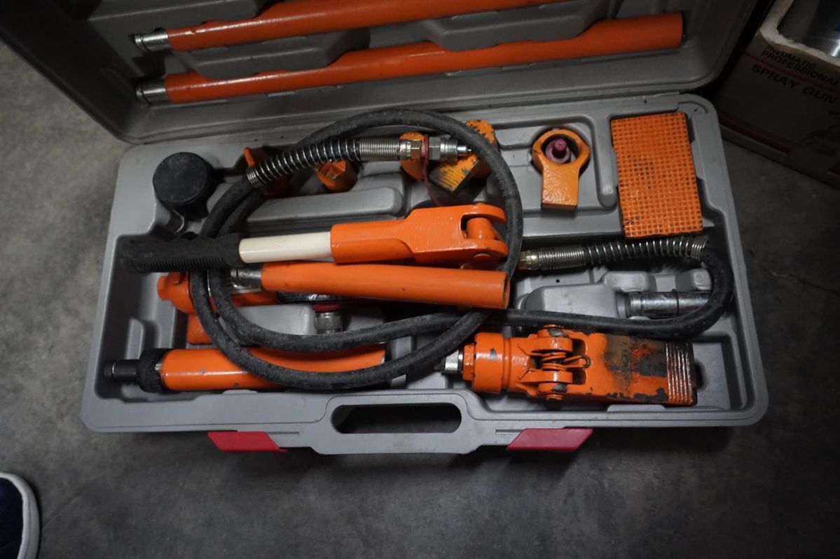 Jeff Dukes Online Living Estate Auction Part 2 starts on 9/2/2023