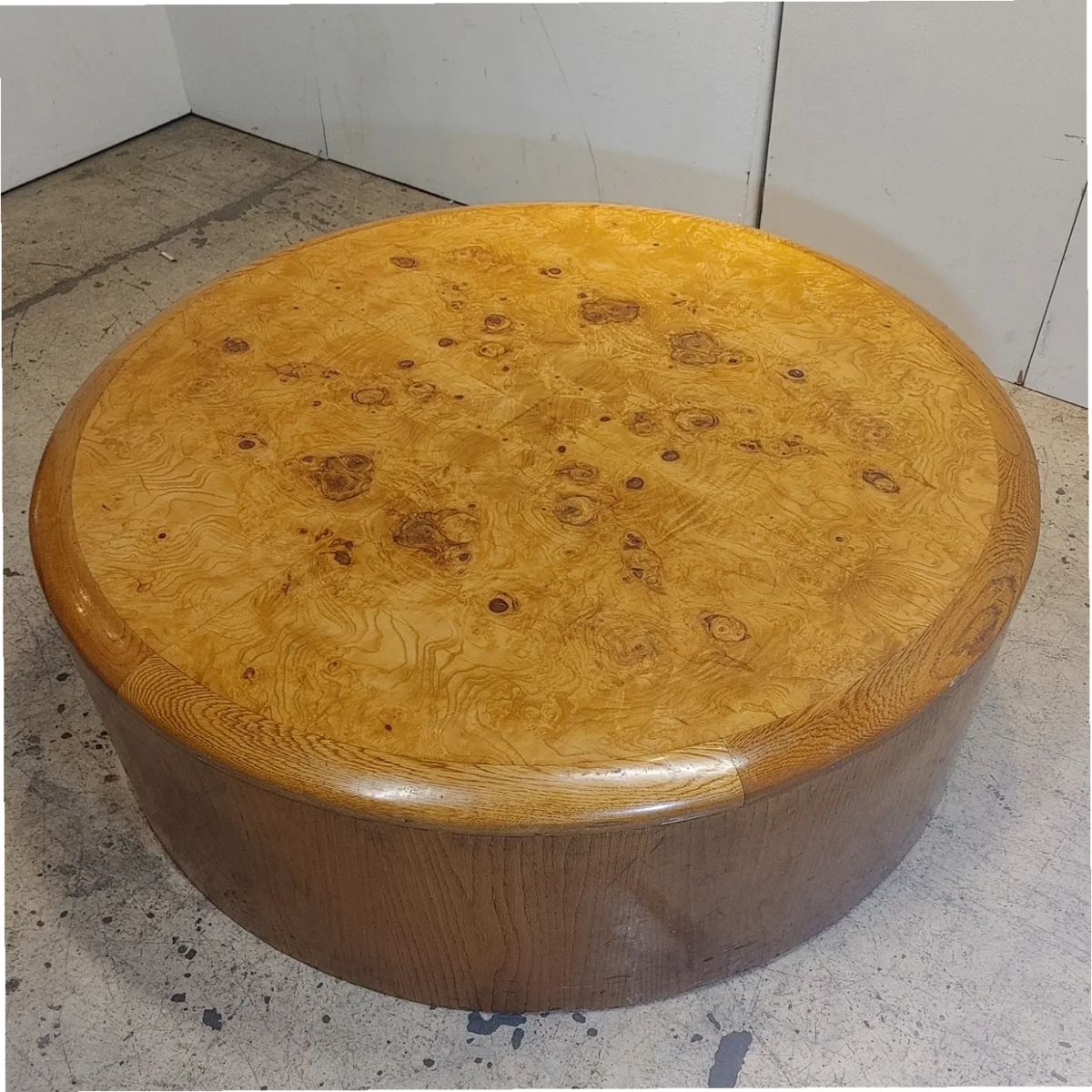 DOOR NUMBER 3 ANNUAL FALL WAREHOUSE SALE starts on 9/30/2023