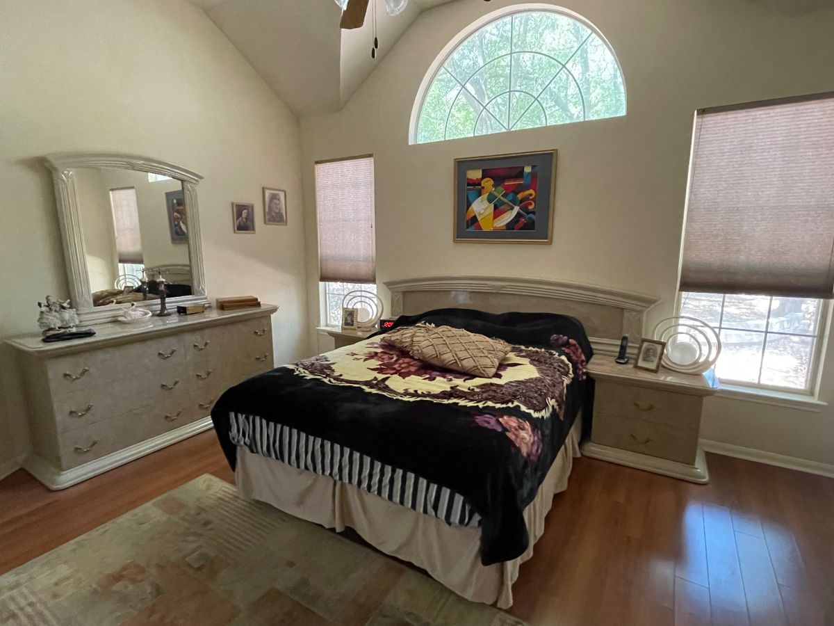 always remembered is back!!- selling contents... starts on 9/16/2023