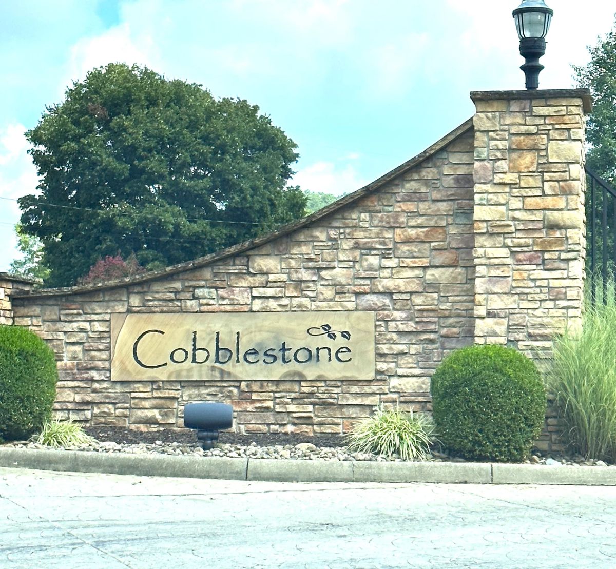 Cobblestone Blvd. Virtual Estate Sale starts on 10/1/2023