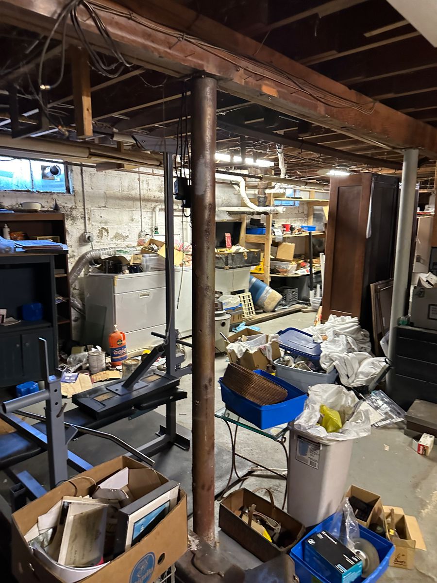 Home Clean Out Sale in Newtown, CT starts on 9/23/2023