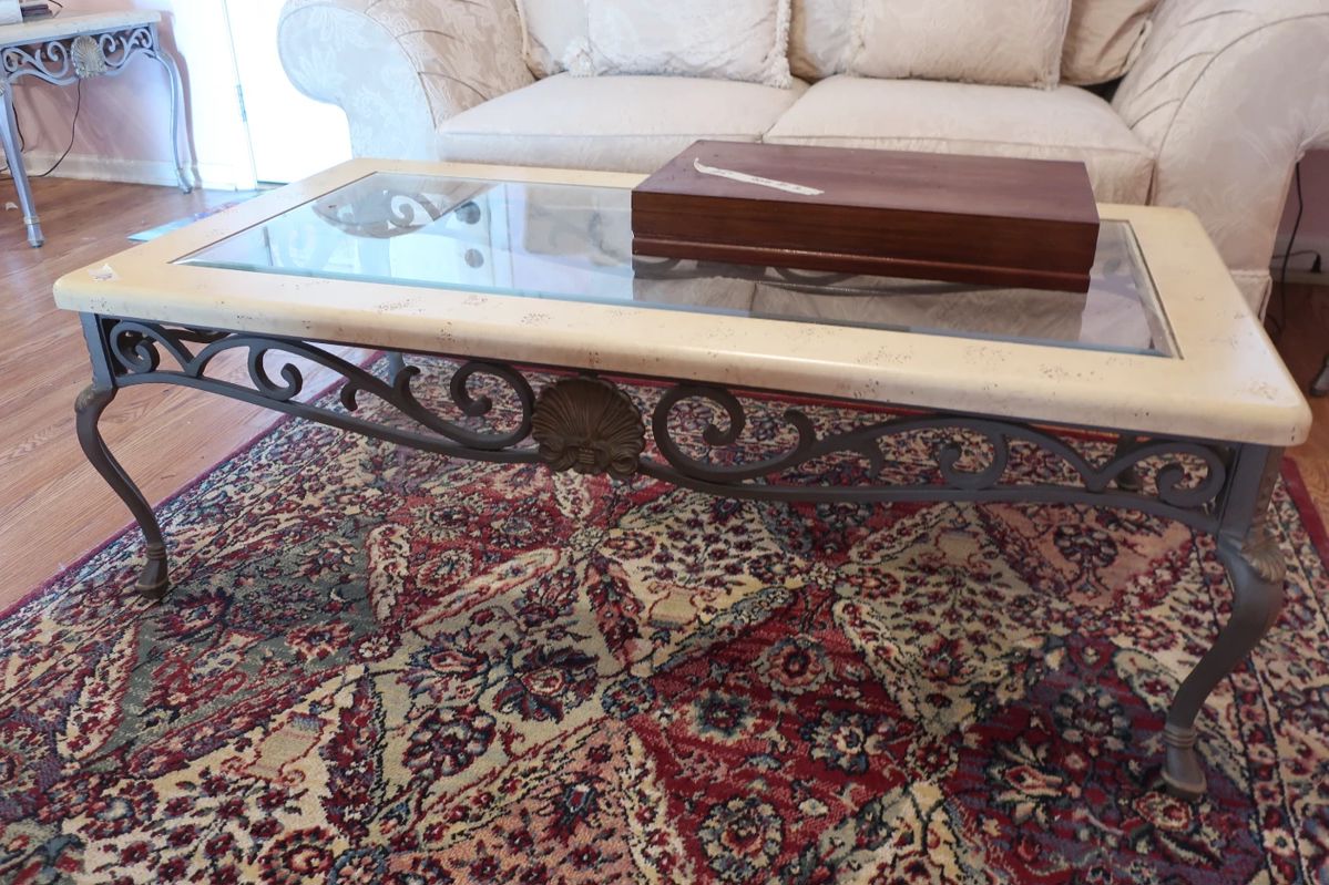 DIVINE FINDS ESTATE SALE IN NORTH AUGUSTA starts on 9/22/2023