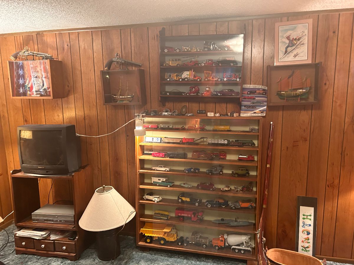 50% off SATURDAY!!! Vintage Model collectors... starts on 10/13/2023