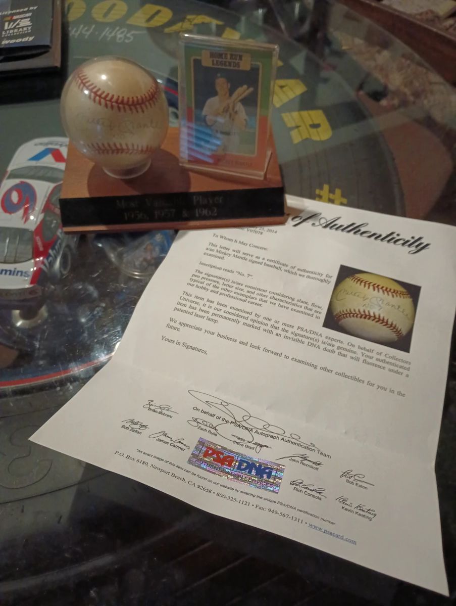 Autograph Collectable and Tool Sale Momence... starts on 10/21/2023