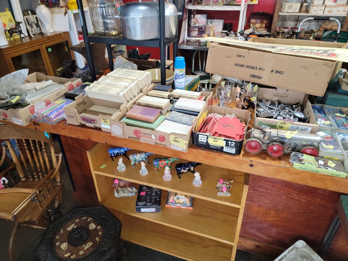 Warehouse ESTATE SALE Thursday and Friday 10-4 starts on 9/28/2023