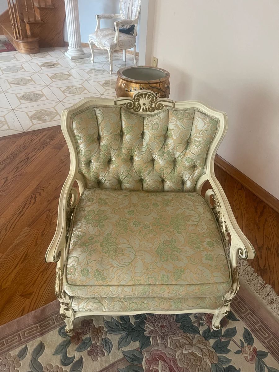 A MOMENT IN TIME - Addison - French Provincial... starts on 10/7/2023